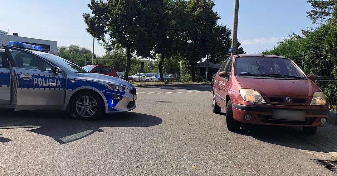 Pijany kierowca uciekał przed patrolem chorzowskiej policji. Nie posiadał też prawa jazdy